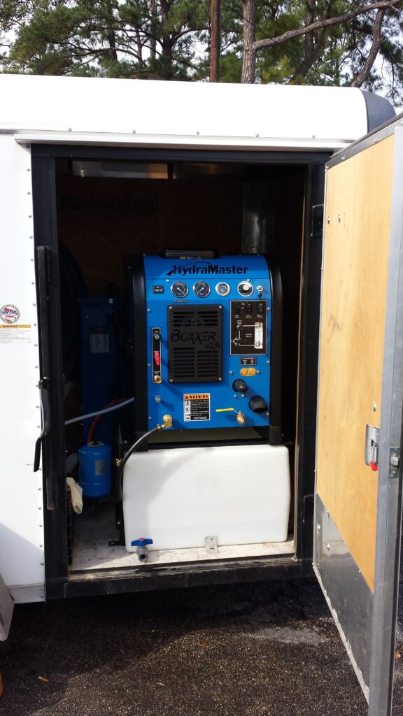 Boxxer 423s with submount water tank - HydraMaster